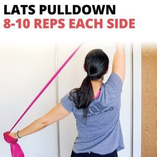 4 Resistance Band Exercises To Strengthen The Back - Coach Sofia Fitness