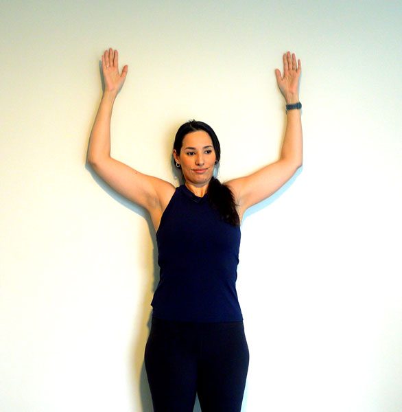 5 Simple Wall Exercises for Quick Back Pain Relief (Do These Anywhere ...